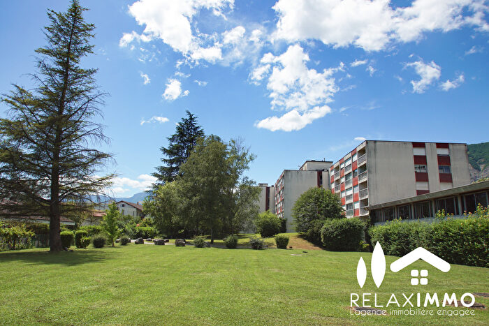 Appartement 3 pièces à vendre à Meylan, Centre-ville