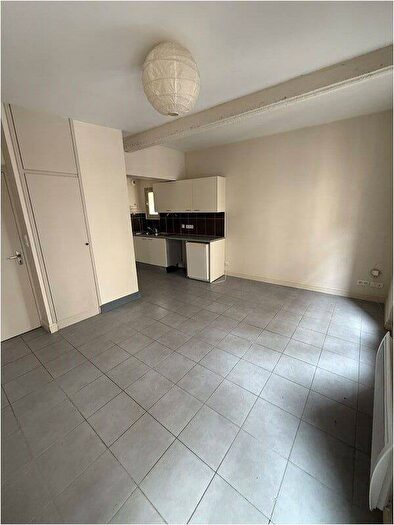 Appartement à louer - Allées Paul Riquet, Béziers - 2 pièces - 1 chambre