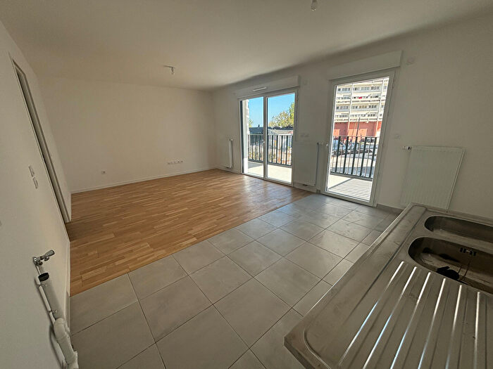 Appartement 4 pièces à Fontenay-sous-Bois, Centre-ville, à louer