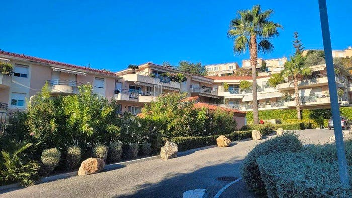 Appartement 2 pièces à louer - Corniche Fleurie, Nice