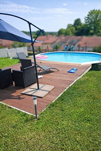 Maison à vendre - Port-sur-Saône - 8 pièces - 4 chambres