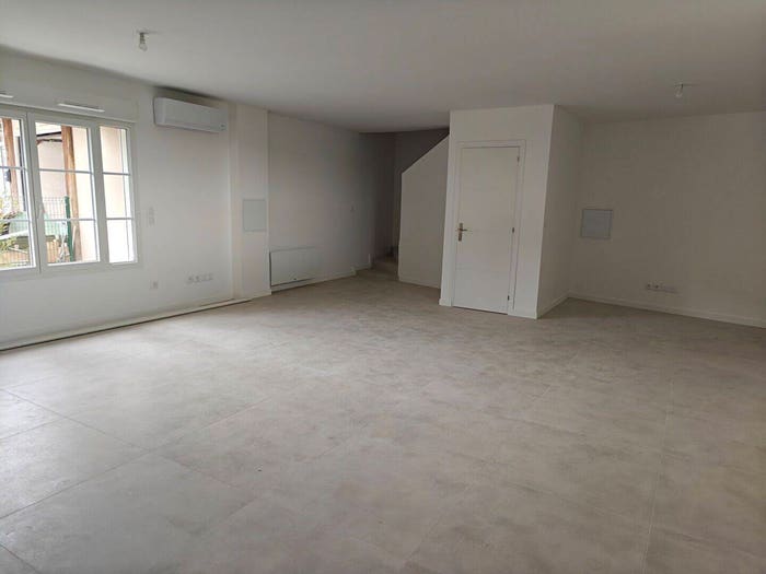 Bussy-Saint-Georges : Maison 5 pièces à louer