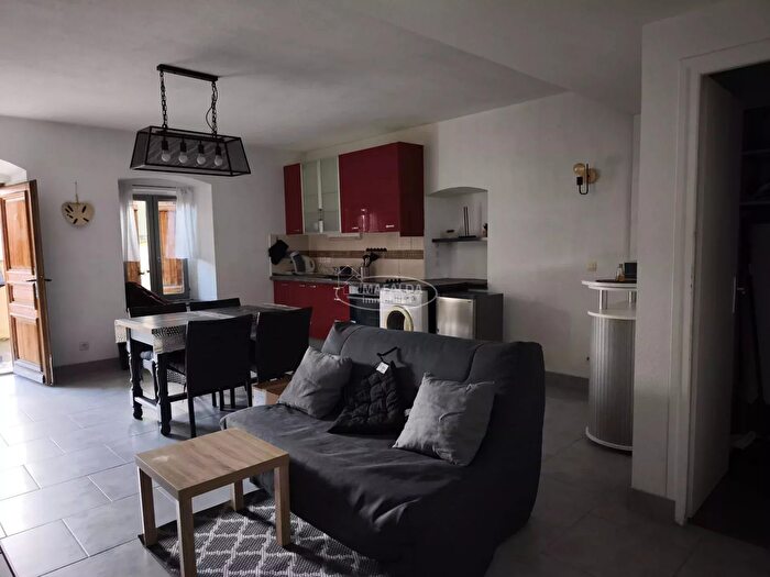 Appartement à louer - Marnaz - 2 pièces - 1 chambre