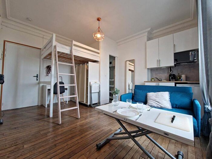 Centre Ville, Reims : Appartement 1 pièce à louer