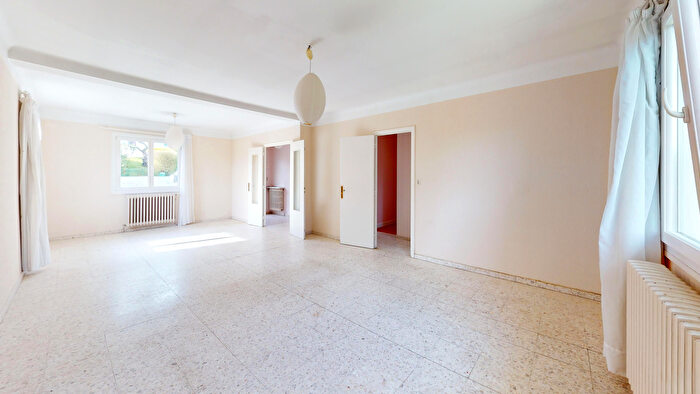 Maison à vendre - Saint-Pierre-dIrube - 6 pièces - 3 chambres