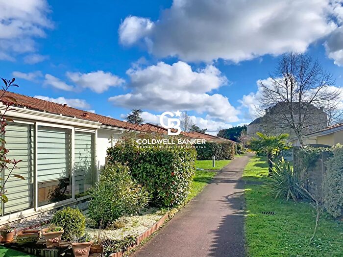 Maison à vendre - Meursac - 4 pièces - 2 chambres