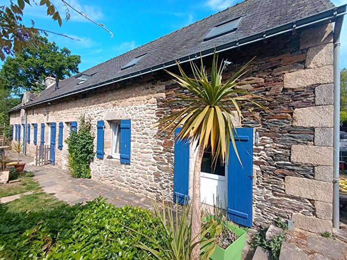 Maison à vendre - Saint-Thuriau - 10 pièces - 6 chambres