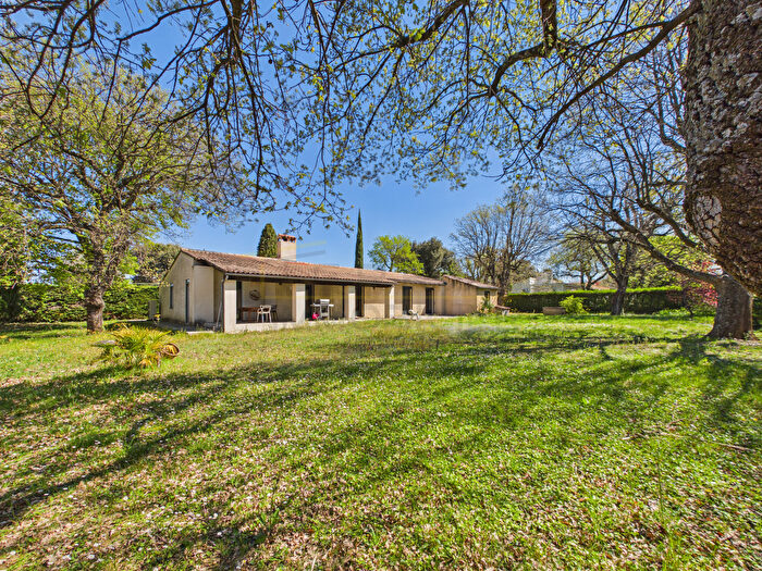 Maison 6 pièces à vendre à Valréas