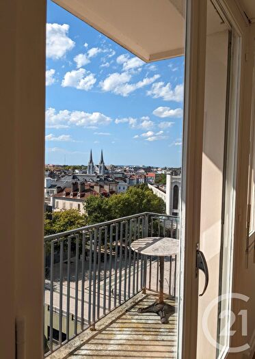 Appartement à louer - Pau, Centre-ville - 2 pièces - 1 chambre