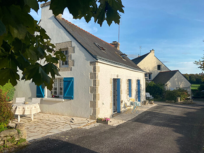 Maison à vendre - Saint-Tugdual - 5 pièces - 3 chambres