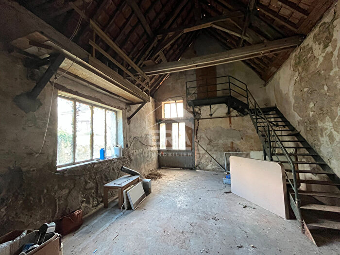 Maison à vendre - Mamers - 5 pièces - 2 chambres