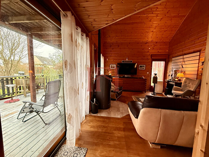 Maison à vendre - Cloyes-sur-le-Loir - 6 pièces - 4 chambres