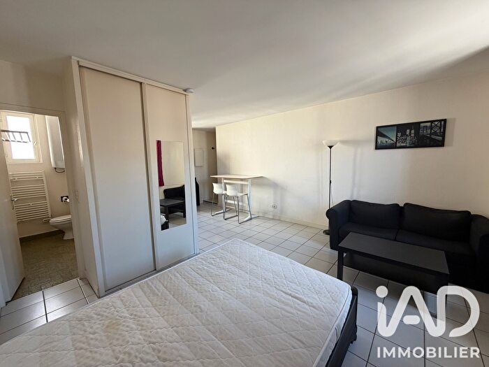 Appartement 1 pièce à vendre à Bourg-la-Reine, République
