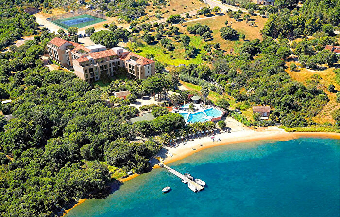 Appartement à vendre - Pianottoli-Caldarello - 4 pièces - 3 chambres