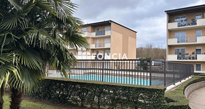 Appartement à vendre - Saint-Fargeau-Ponthierry - 3 pièces - 2 chambres