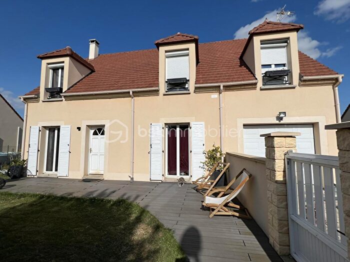 Angerville - Maison 7 pièces à vendre