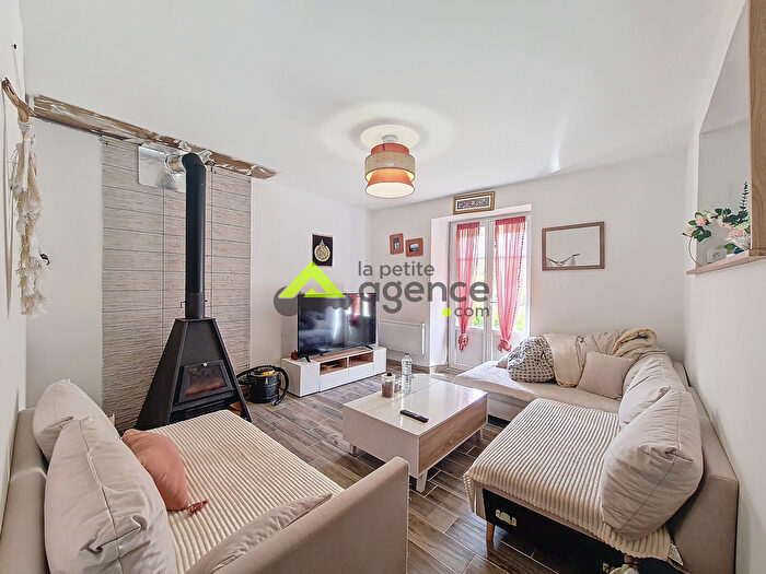 Maison à vendre - La Chapelle-Taillefert - 4 pièces - 3 chambres