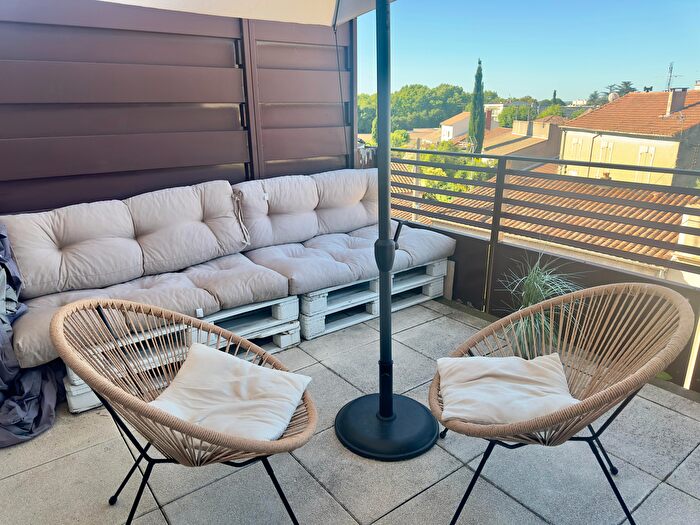 Nîmes, Les Amoureux : Appartement 2 pièces à vendre