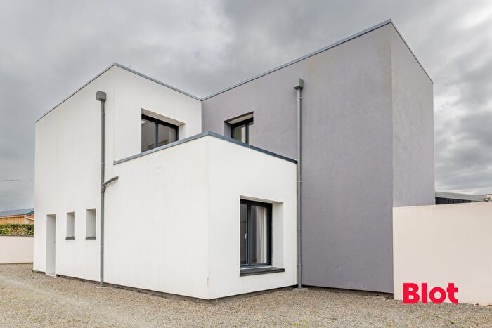 Maison à vendre - Saint-Méloir-des-Ondes - 7 pièces - 4 chambres