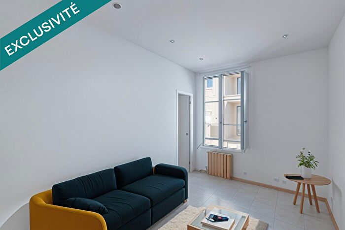 Appartement à vendre - Rueil-Malmaison, Richelieu, Chataigneraie - 2 pièces - 1 chambre