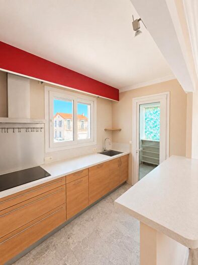Maison 4 pièces à vendre - Pertuis, Centre-ville, Fours à Chaux, Claret