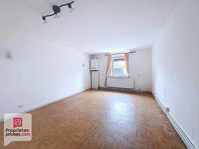 Appartement à vendre - Vic-sur-Seille - 3 pièces - 1 chambre