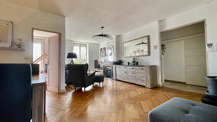 Appartement à vendre - Villeurbanne, Grand Clément - 3 pièces - 2 chambres