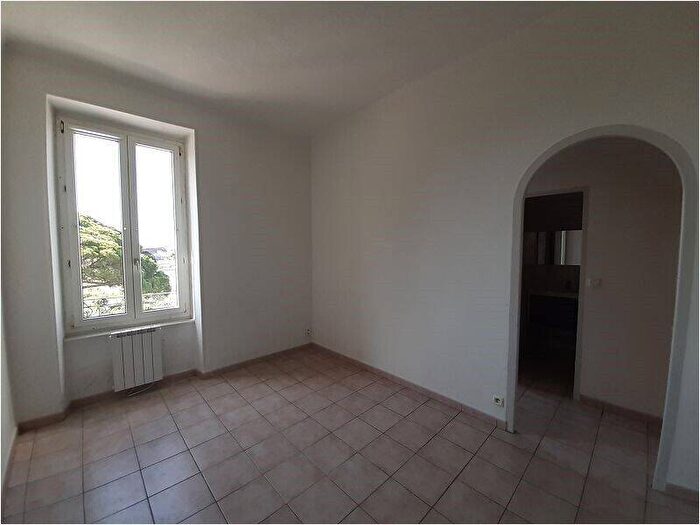 Centre Ville-Stalingrad, Alès - Appartement 2 pièces à louer
