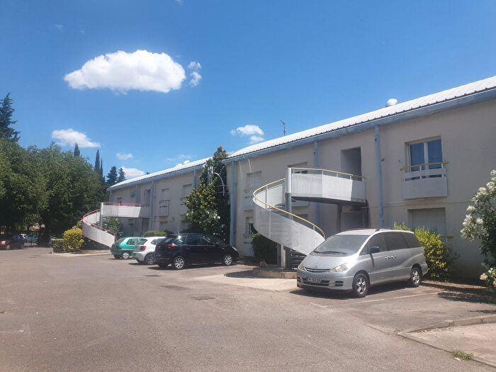 Nîmes, Mas de Ville : Appartement 1 pièce à louer
