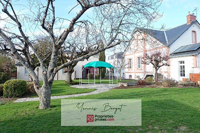 Maison à vendre - Les Brouzils - 7 pièces - 5 chambres