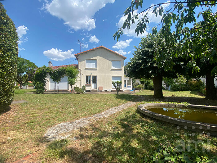 Niort, Sainte-Pezenne : Maison 6 pièces à vendre