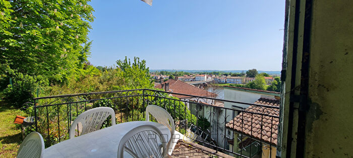 Maison à vendre - Clairac - 7 pièces - 5 chambres