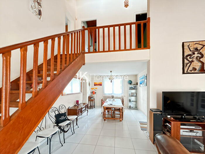 Maison à vendre - Fontenilles - 8 pièces - 6 chambres