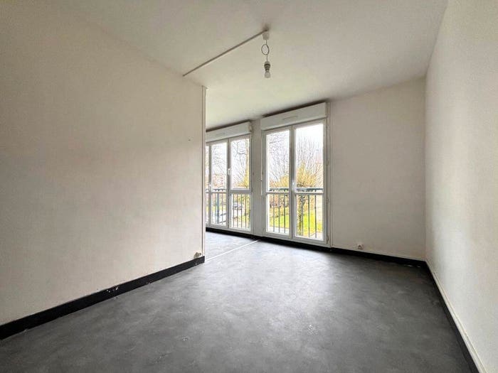 Ecouves, Alençon : Appartement 4 pièces à louer