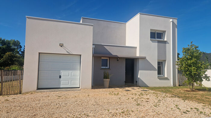 Ligné : Maison 4 pièces à vendre