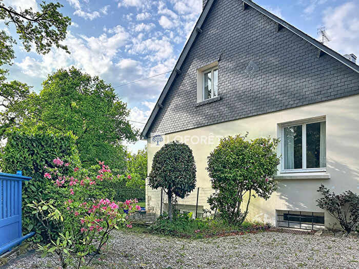 Maison à vendre - Pluneret - 6 pièces - 5 chambres