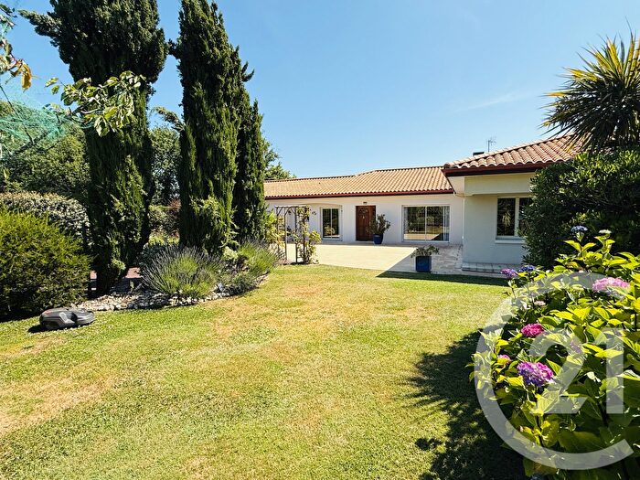 Maison à vendre - Talmont-Saint-Hilaire - 7 pièces - 4 chambres