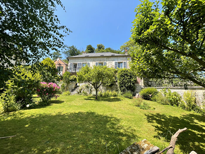 Maison à vendre - Pierrefonds - 8 pièces - 4 chambres