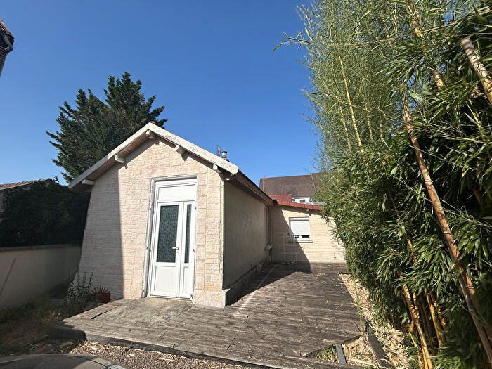 Maison 3 pièces à louer à Troyes, Vassaulles, Tauxelles