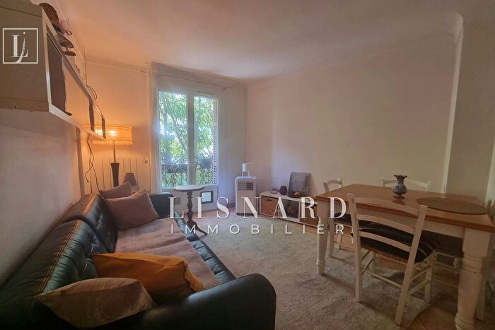 Appartement à vendre - Antibes, Coeur de ville - 3 pièces - 2 chambres