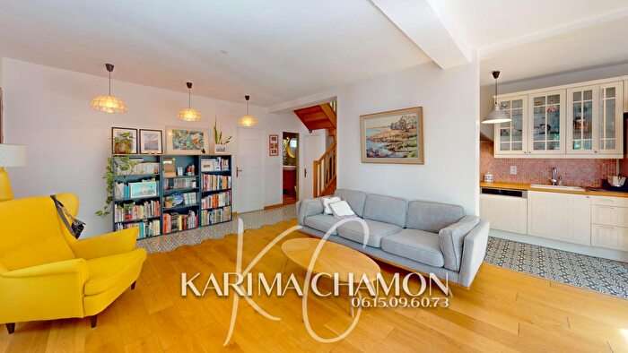 Champigny-sur-Marne, Quatre Cités, Simonettes : Maison 5 pièces à vendre