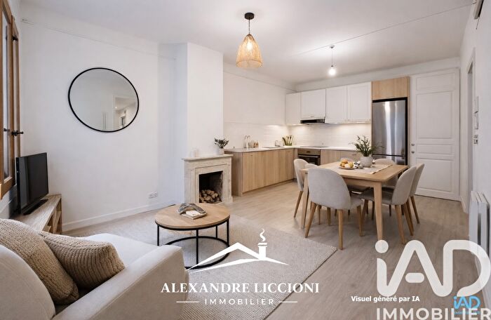 Appartement à vendre - Brignoles, Centre-ville, Vieille ville - 2 pièces - 1 chambre