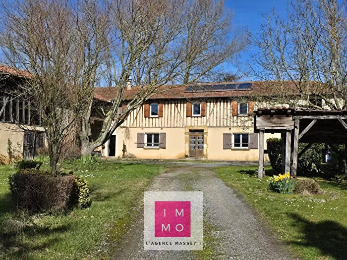 Maison à vendre - Trie-sur-Baïse - 6 pièces - 3 chambres