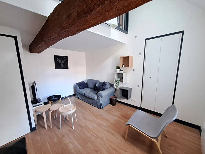 Appartement à louer - Grangier, Dijon - 3 pièces - 1 chambre