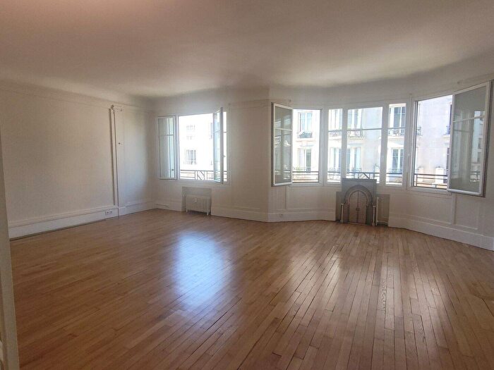 Saint James-Général Koenig, Neuilly-sur-Seine : Appartement 5 pièces à louer