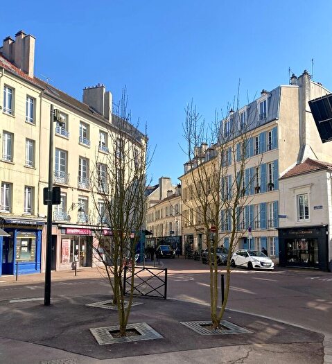 Appartement à vendre - Saint-Germain-en-Laye, Centre-ville, Quartiers forestiers - 3 pièces - 2 chambres