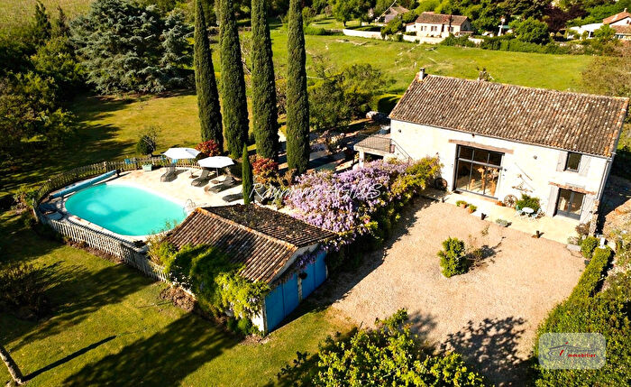 Razac-de-Saussignac : Maison 9 pièces à vendre