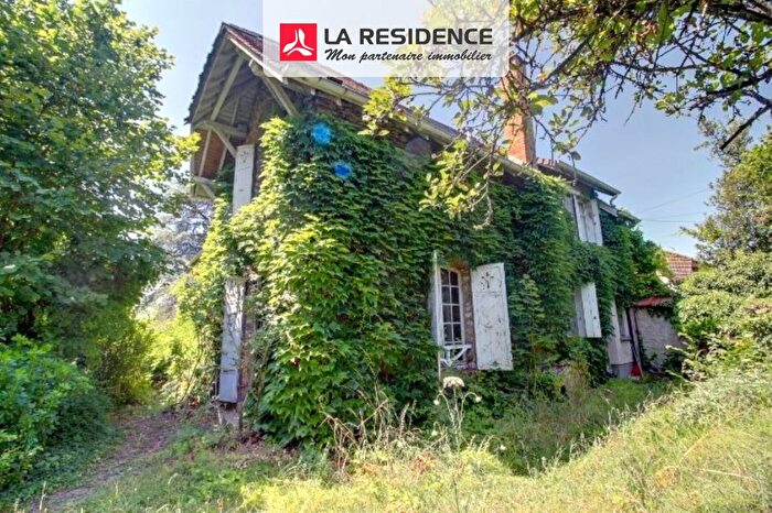 Maison 9 pièces à vendre à Les Mureaux, Route de Verneuil, Aérodrome