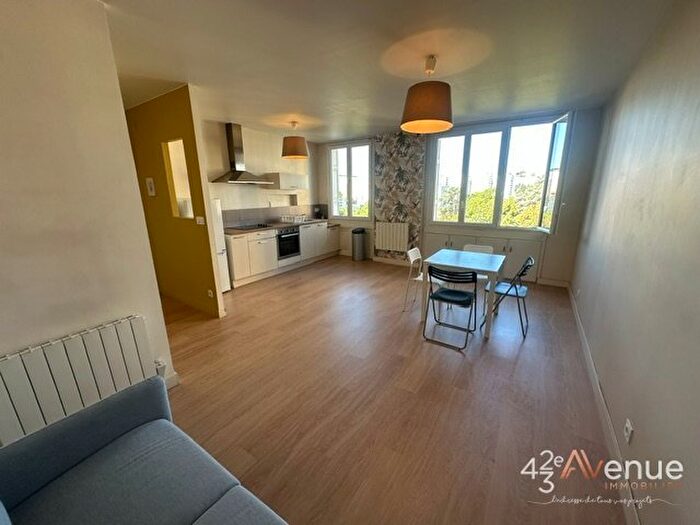 Appartement 2 pièces à Saint-Étienne, Saint-Roch, Vivaraize, Valbenoite, Centre Deux, à louer