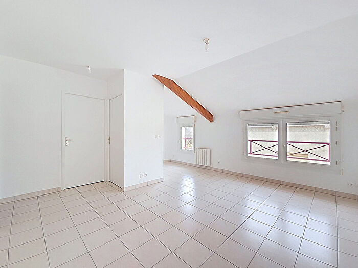 Vonnas : Appartement 1 pièce à louer